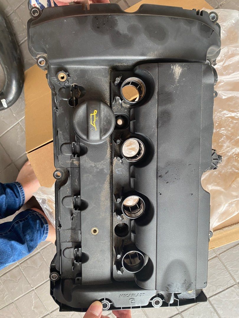 Mini cooper S N14 valve cover, Auto Accessories on Carousell