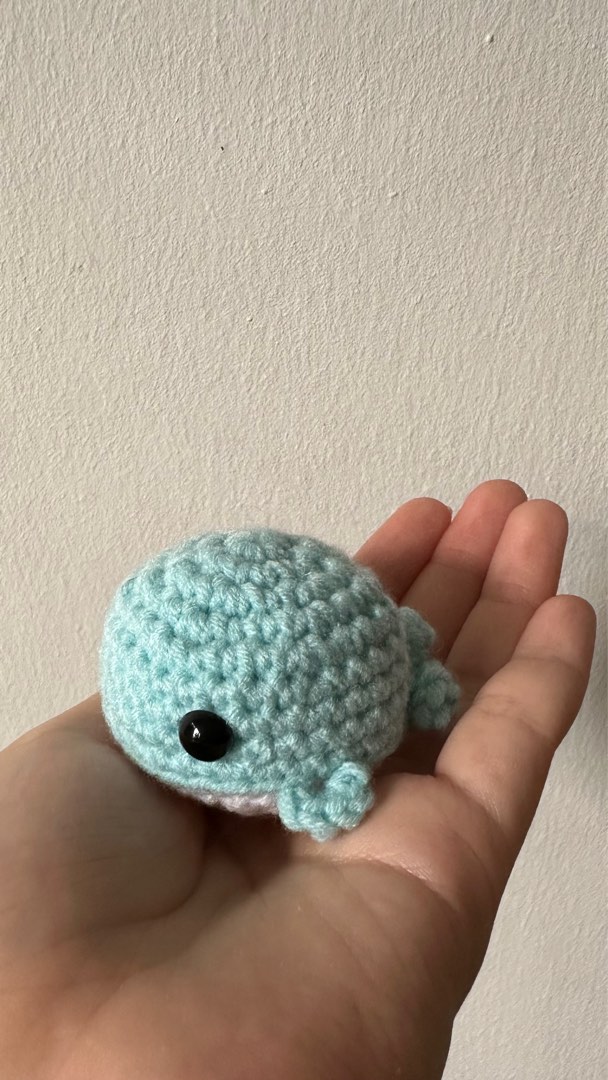 Mini whale, Hobbies & Toys, Stationery & Craft, Handmade Craft on Carousell