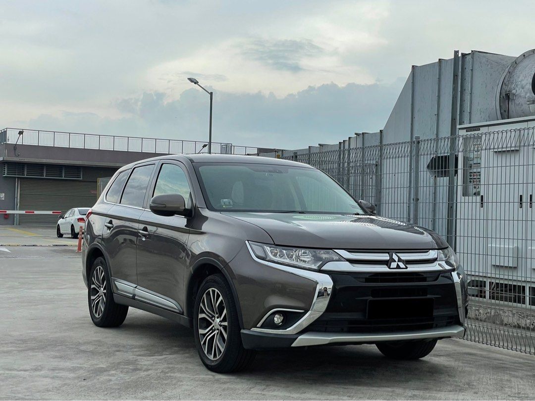 Mitsubishi Outlander 2.0 CVT Classic 7-Seater (A), Cars, Used Cars on ...