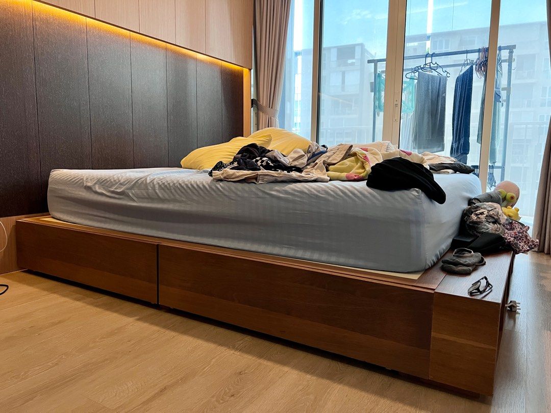 Muji Queen Storage Bed Frame (Oak) with additional boxes, Furniture ...