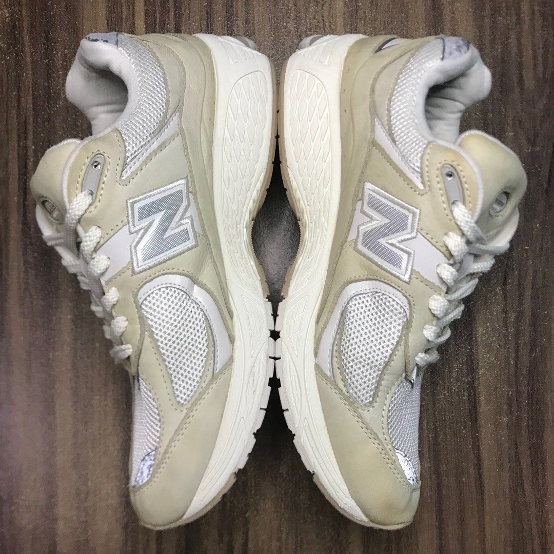New Balance 2002r Linen fog, Men's Fashion, Footwear, Sneakers on Carousell