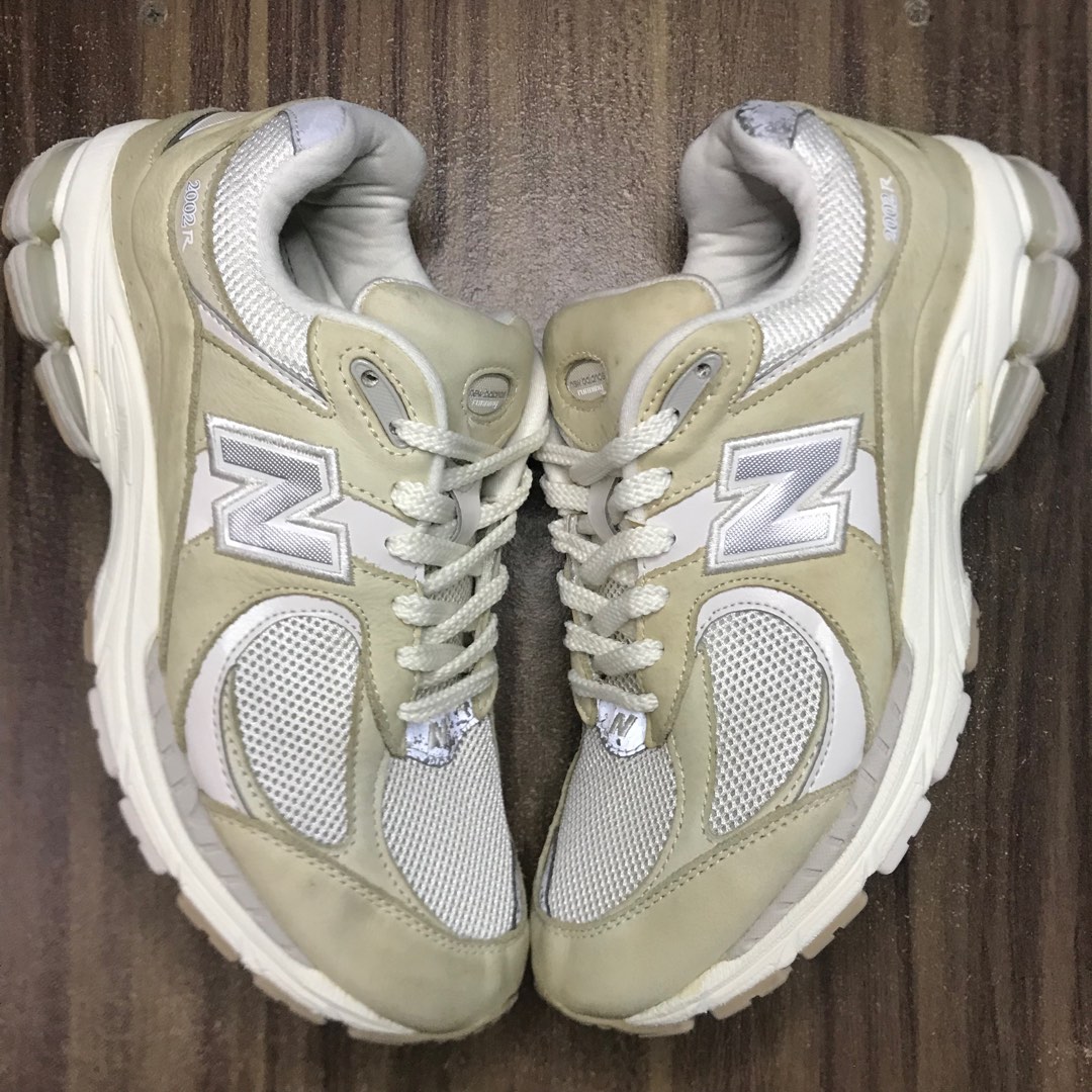 New Balance 2002r Linen fog, Men's Fashion, Footwear, Sneakers on Carousell