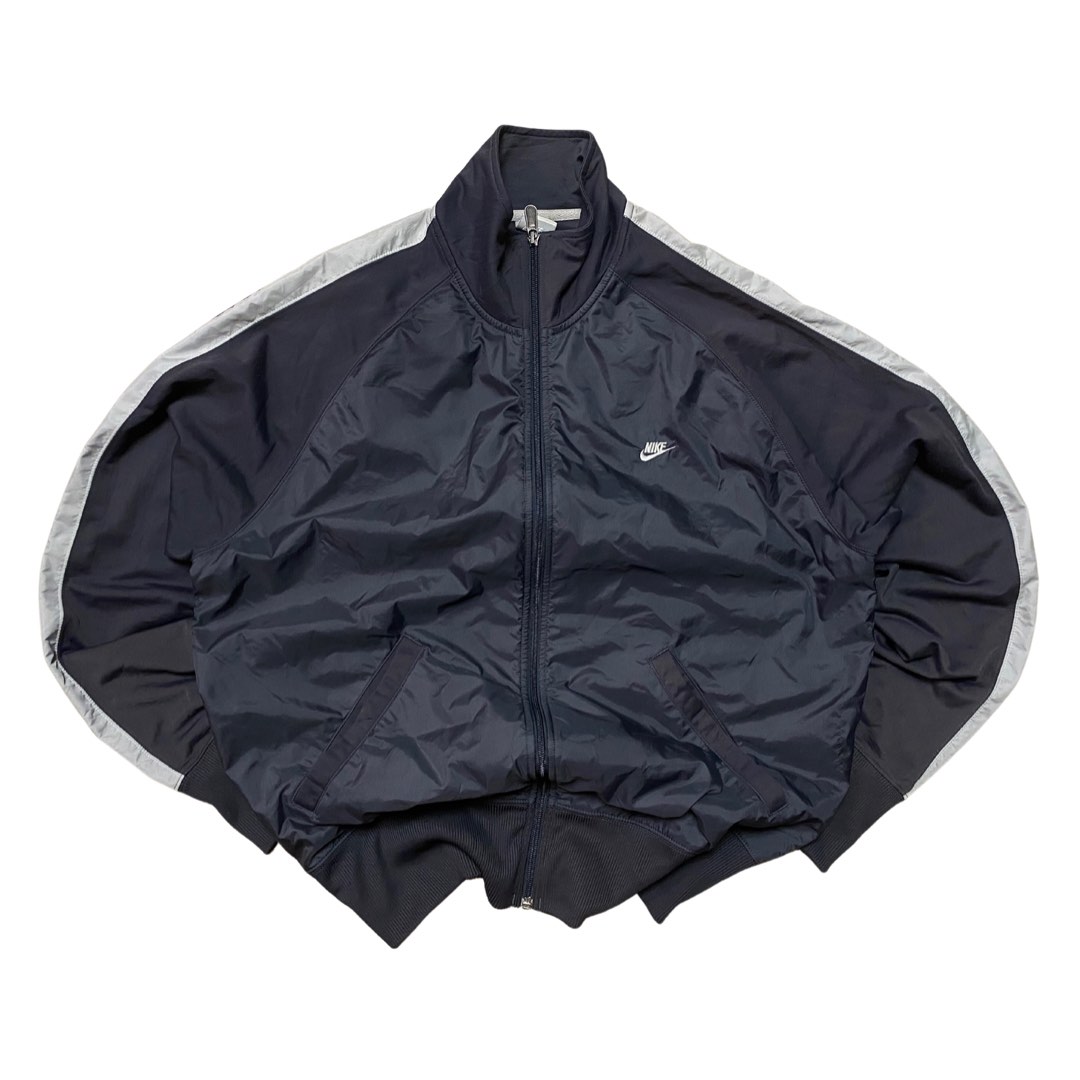 Nike bomber jacket, Men's Fashion, Coats, Jackets and Outerwear on ...