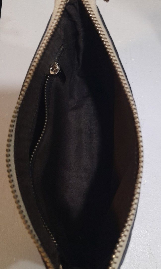 Original CLN, Women's Fashion, Bags & Wallets, Purses & Pouches on ...