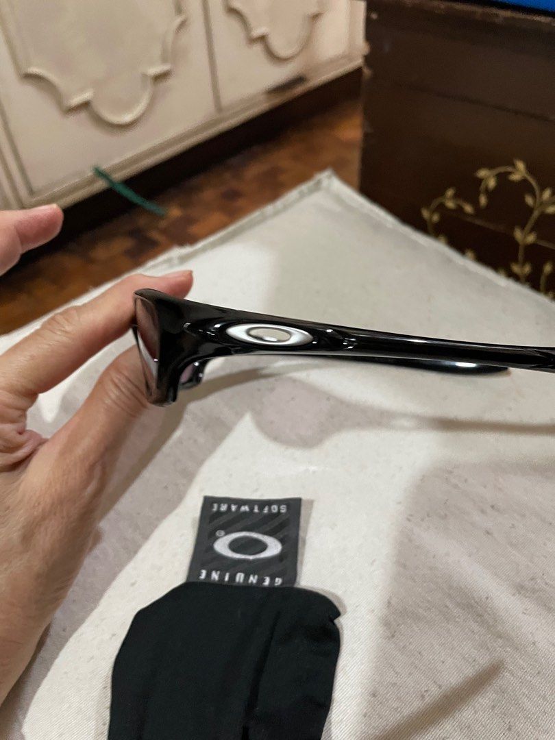 ORIGINAL OAKLEYS, Women's Fashion, Watches & Accessories, Sunglasses ...