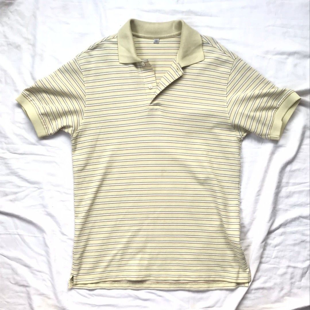 Polo shirt UNIQLO, Fesyen Pria, Pakaian , Atasan di Carousell