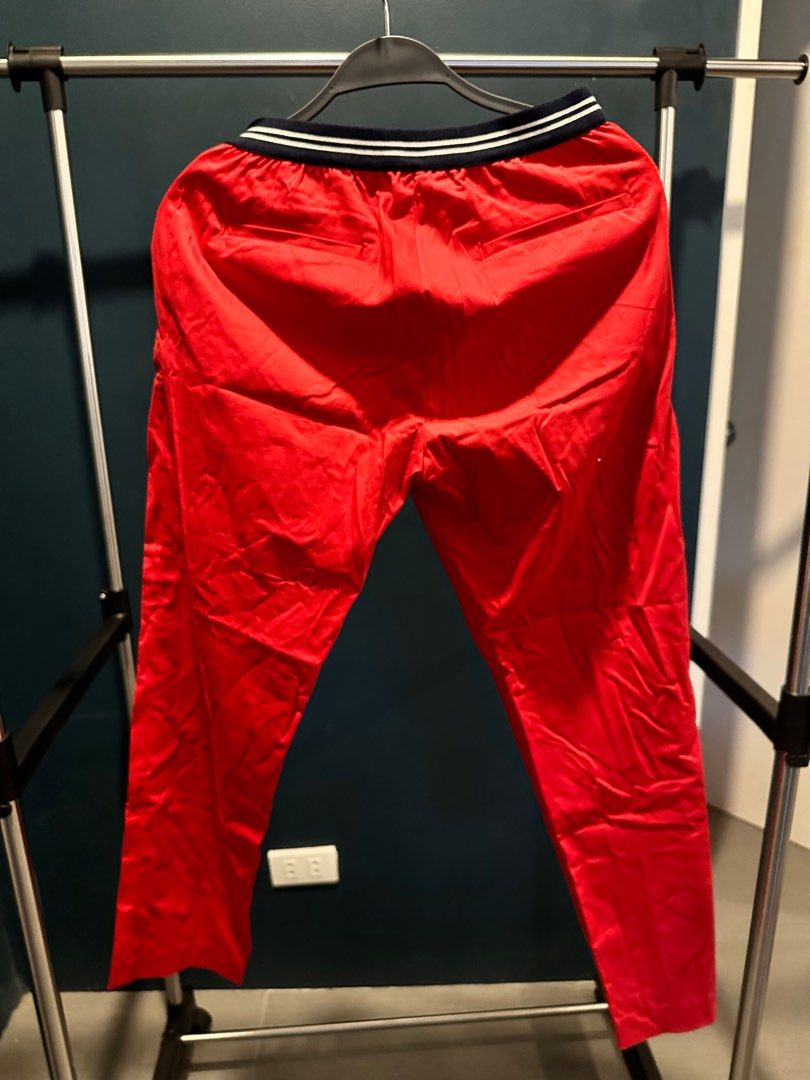 Red Uniqlo pants, Women's Fashion, Bottoms, Other Bottoms on Carousell