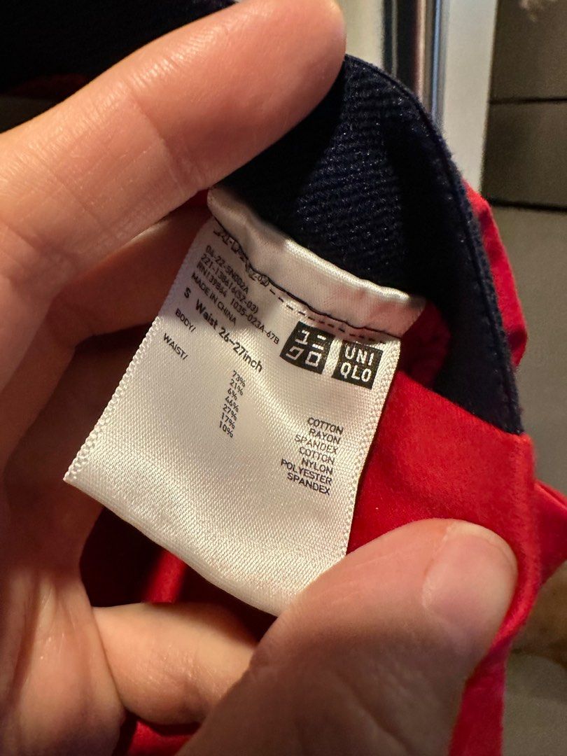 Red Uniqlo pants, Women's Fashion, Bottoms, Other Bottoms on Carousell