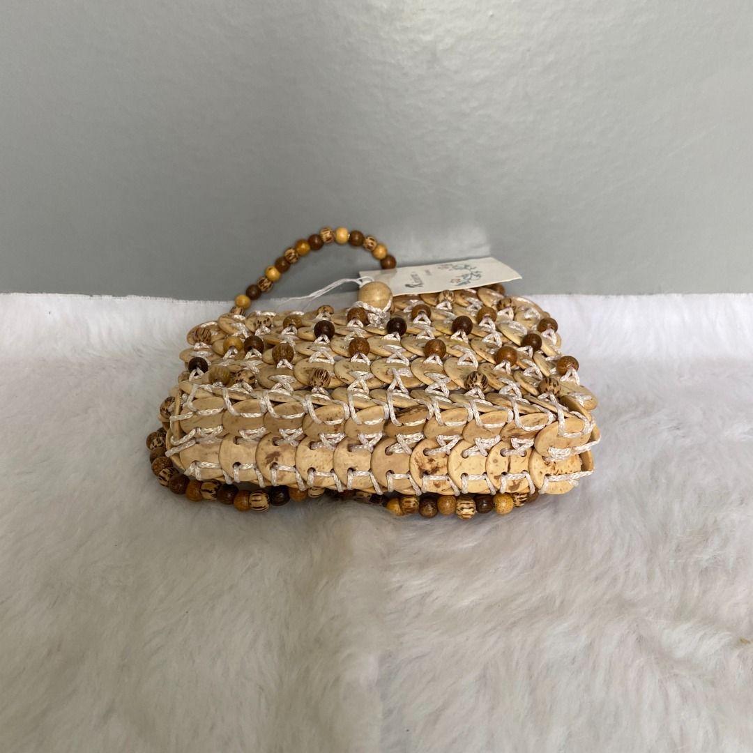 Riviera Natural Coconut Sheel Crossbody Bag, Women's Fashion, Bags ...