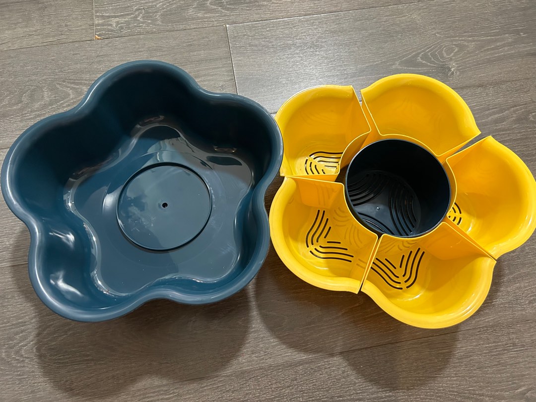 Rotating container, Furniture & Home Living, Kitchenware & Tableware ...