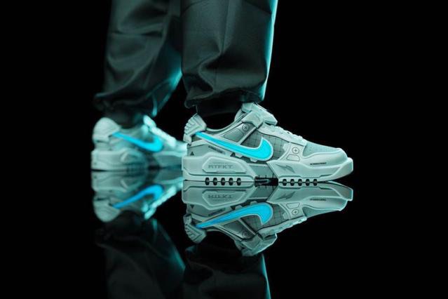 RTFKT x Nike Dunk Genesis, Men's Fashion, Footwear, Sneakers on Carousell