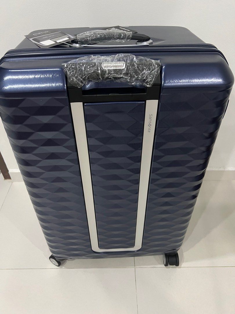 Samsonite poly spinner, Hobbies & Toys, Travel, Luggage on Carousell