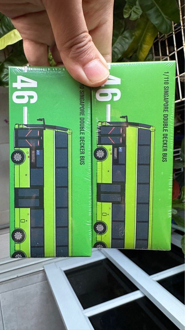 (SET) 1/110 Masterpiece collectables 46 Volvo B9tl CDGE LUSH GREEN BUS ...