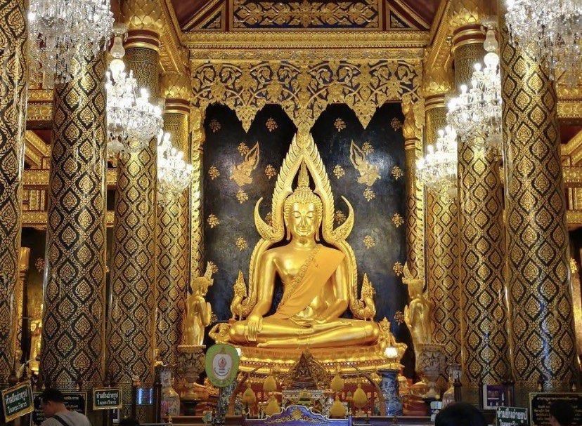 Singha Mahamongkol . Wat Phra Si Rattana Mahathat.Chinnarat Temple. Wat ...
