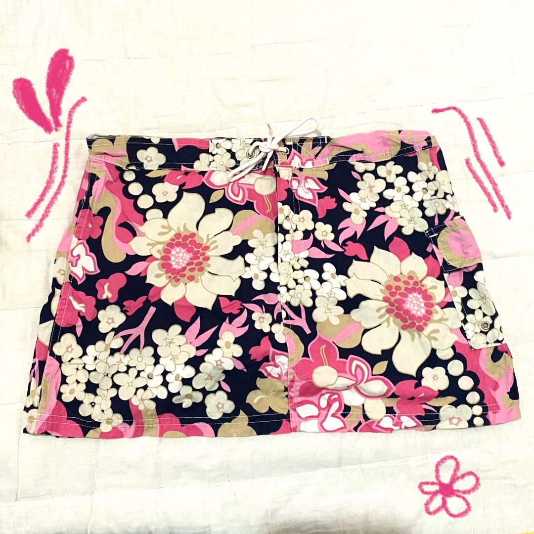 Skirrt, Women's Fashion, Bottoms, Skirts on Carousell