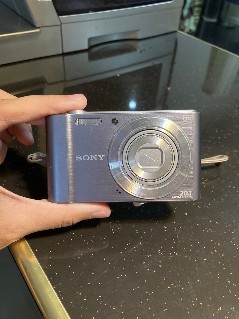 Sony Cybershot dsc-w810 digicam, Photography, Cameras on Carousell