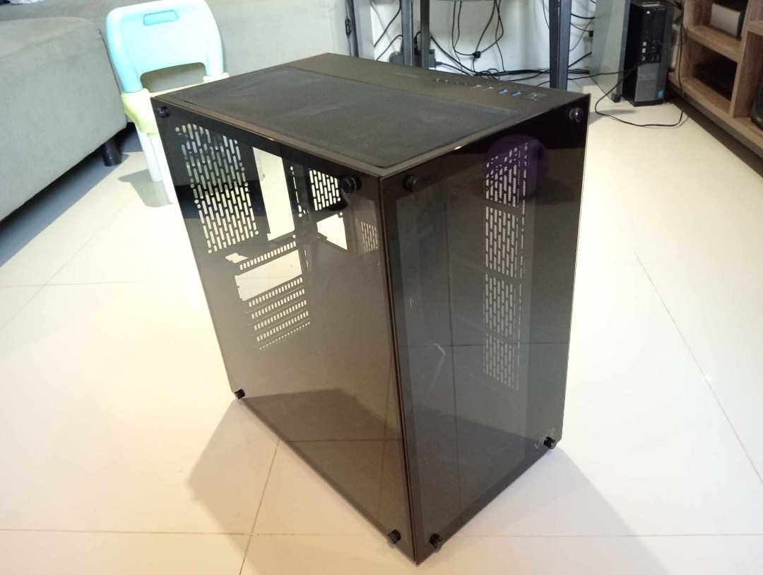 Tecware Vxr Dual Chamber Chassis Black Computers And Tech Desktops On Carousell