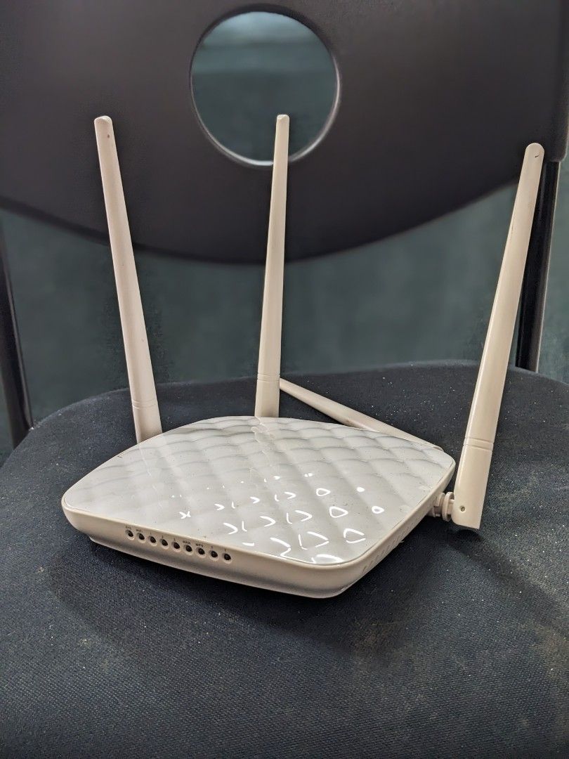 Tenda 300mbps Wifi Router, Computers & Tech, Parts & Accessories ...