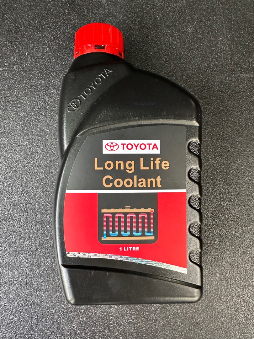 Toyota long life coolant (red), Car Accessories, Accessories on Carousell
