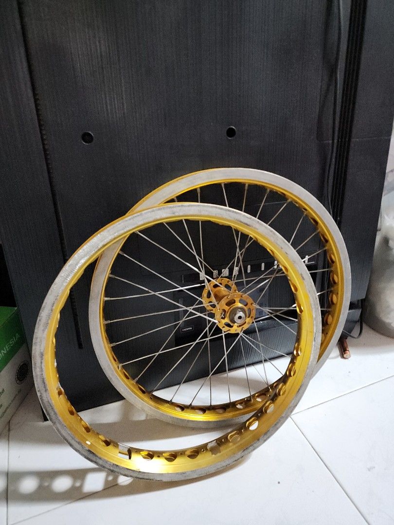 Trial bike wheels and rim, Sports Equipment, Bicycles & Parts, Bicycles ...