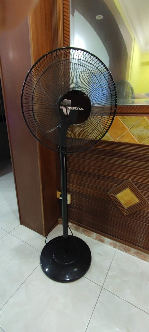 Used Mistral Stand 16 inch Fan, Furniture & Home Living, Lighting ...