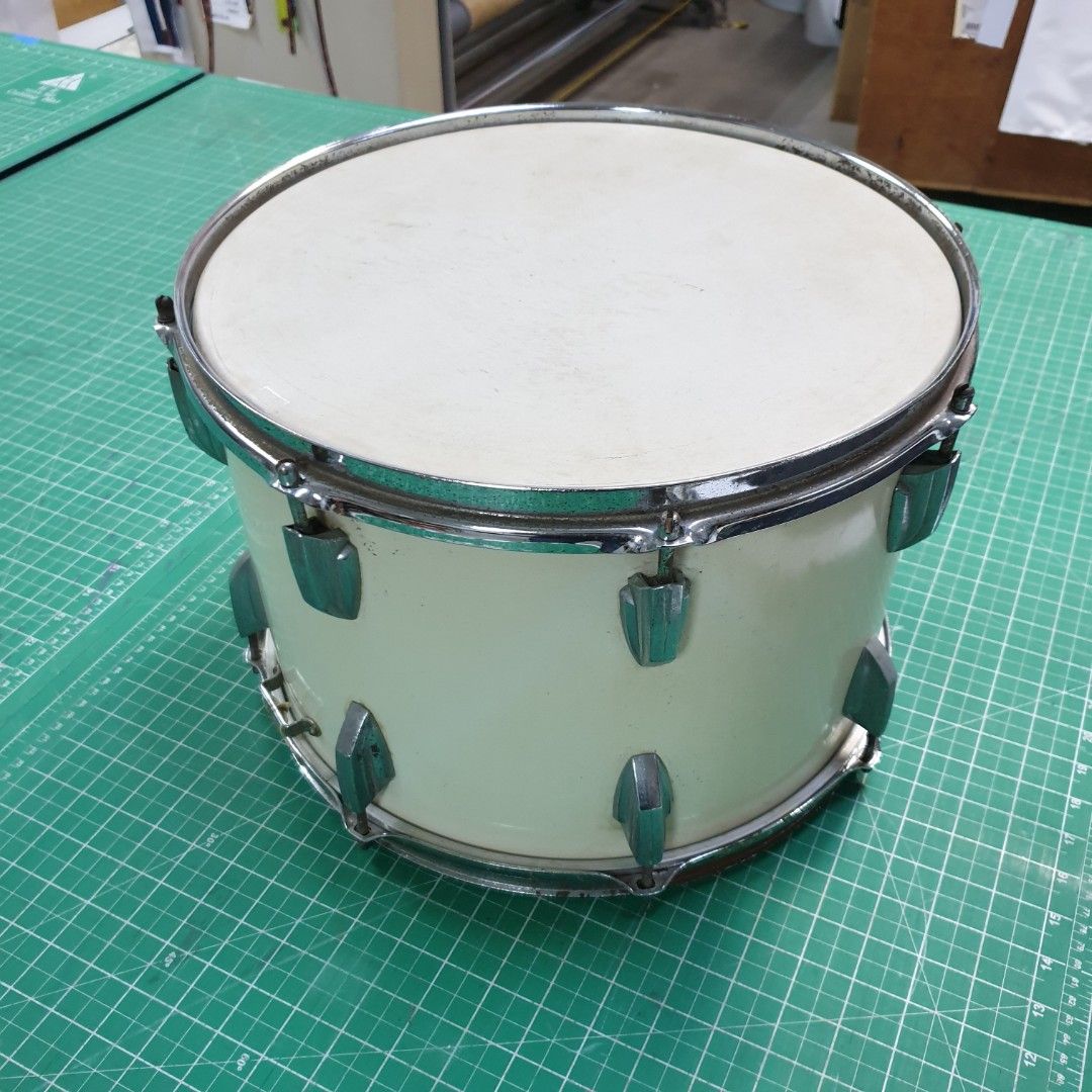 Vintage Beverley Marching Snare, Hobbies & Toys, Music & Media, Musical ...