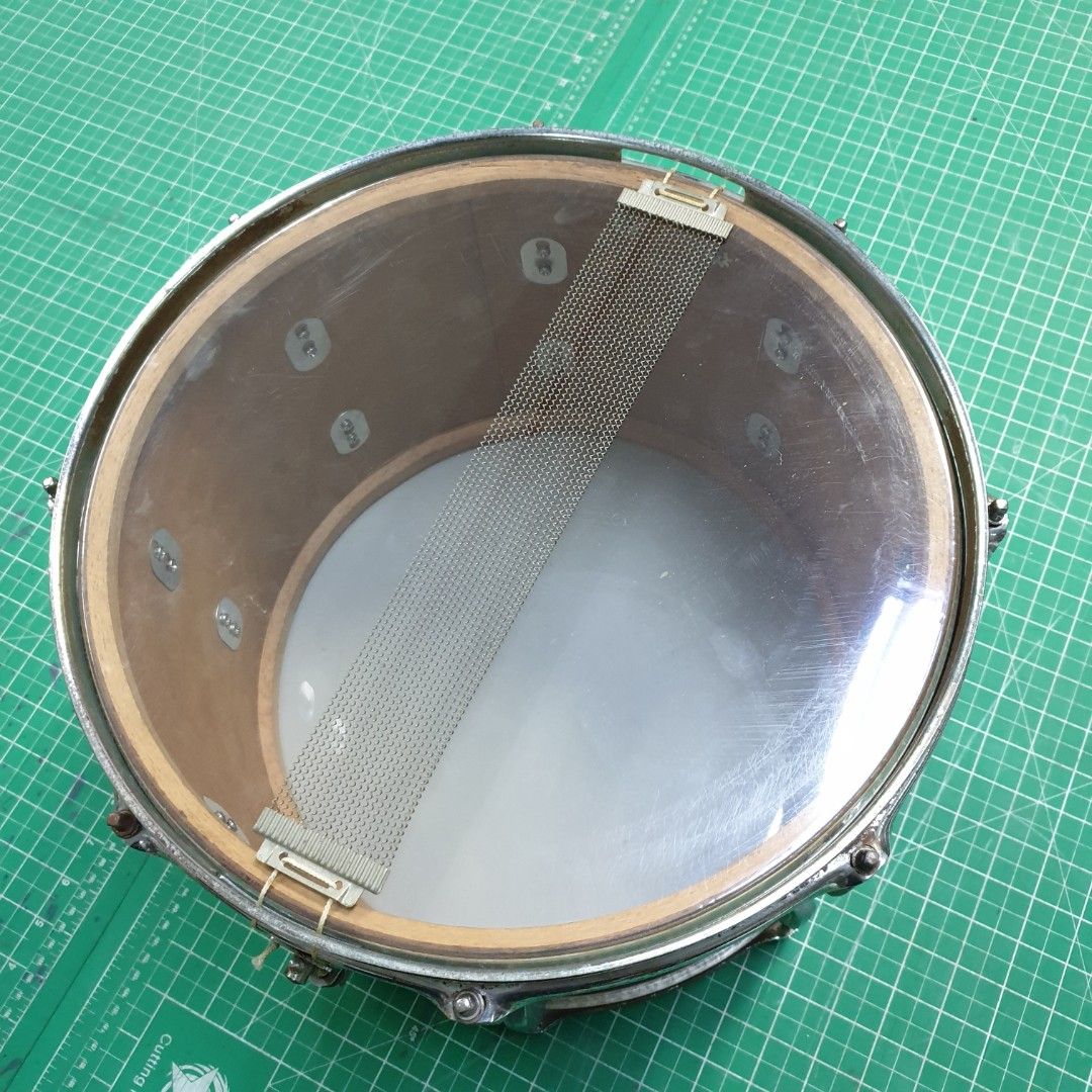 Vintage Beverley Marching Snare, Hobbies & Toys, Music & Media, Musical ...