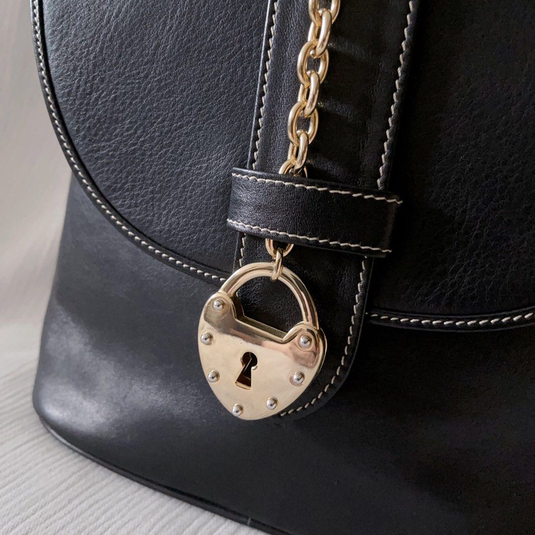 Vintage Heart Locket Top Handle Bag, Women's Fashion, Bags & Wallets ...