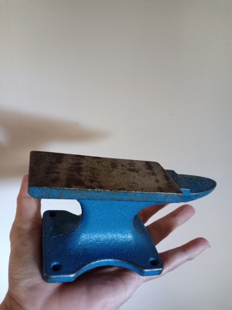 Vintage Mini Anvil, Hobbies & Toys, Memorabilia & Collectibles, Vintage ...
