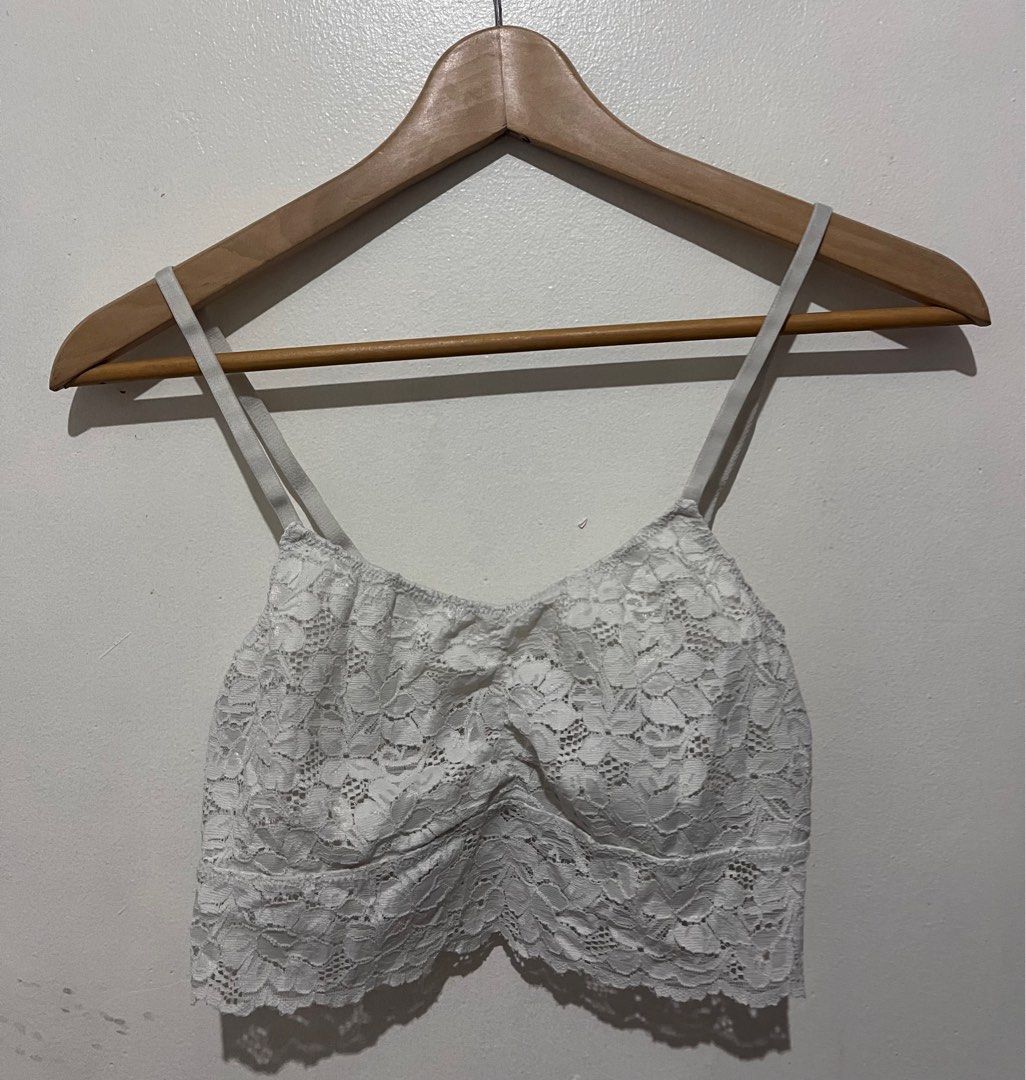 White lace tube, Women's Fashion, Tops, Sleeveless on Carousell