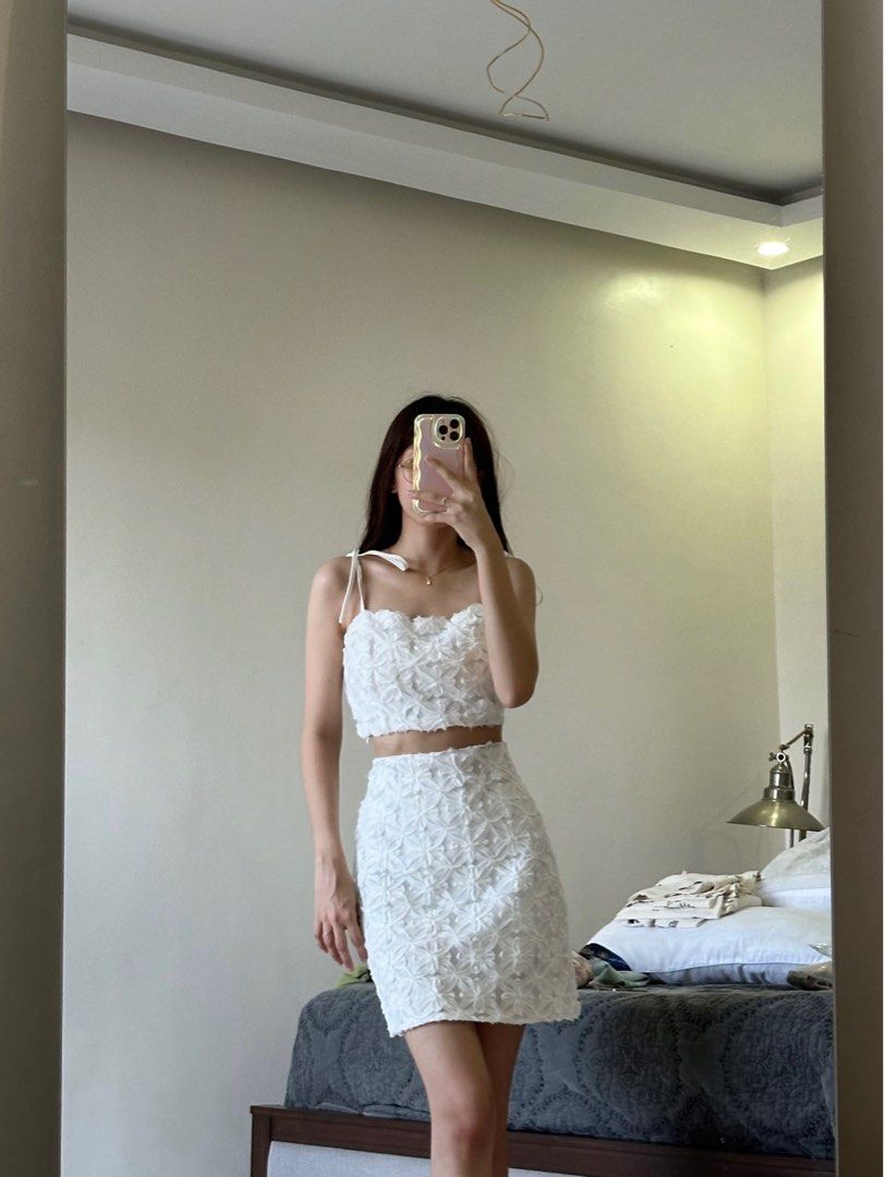 Whoopy Clothing Issa Set White Flower Coordinates, Women's Fashion ...