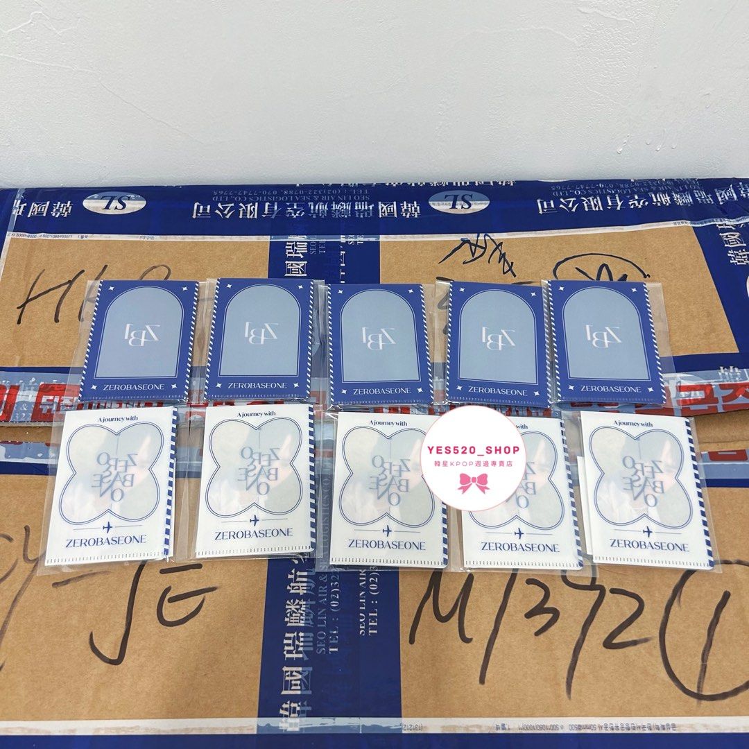 Zerobaseone Seoul Pop-up Store Mini L Holder Set, 徵收 - Carousell