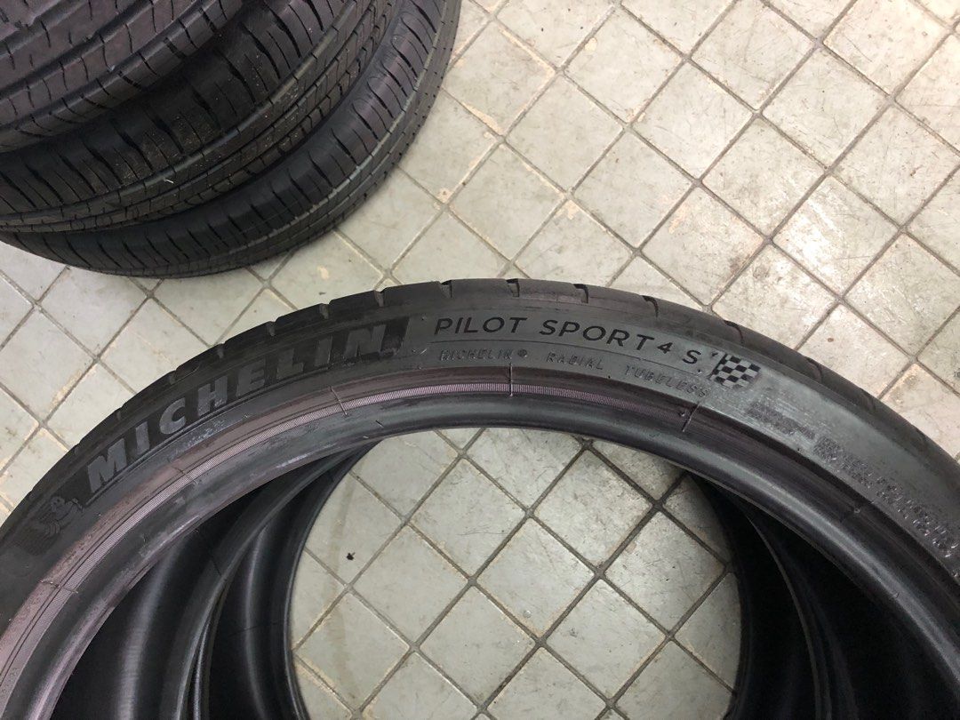 235/35/19 Michelin PS4s, Car Accessories, Tyres & Rims on Carousell