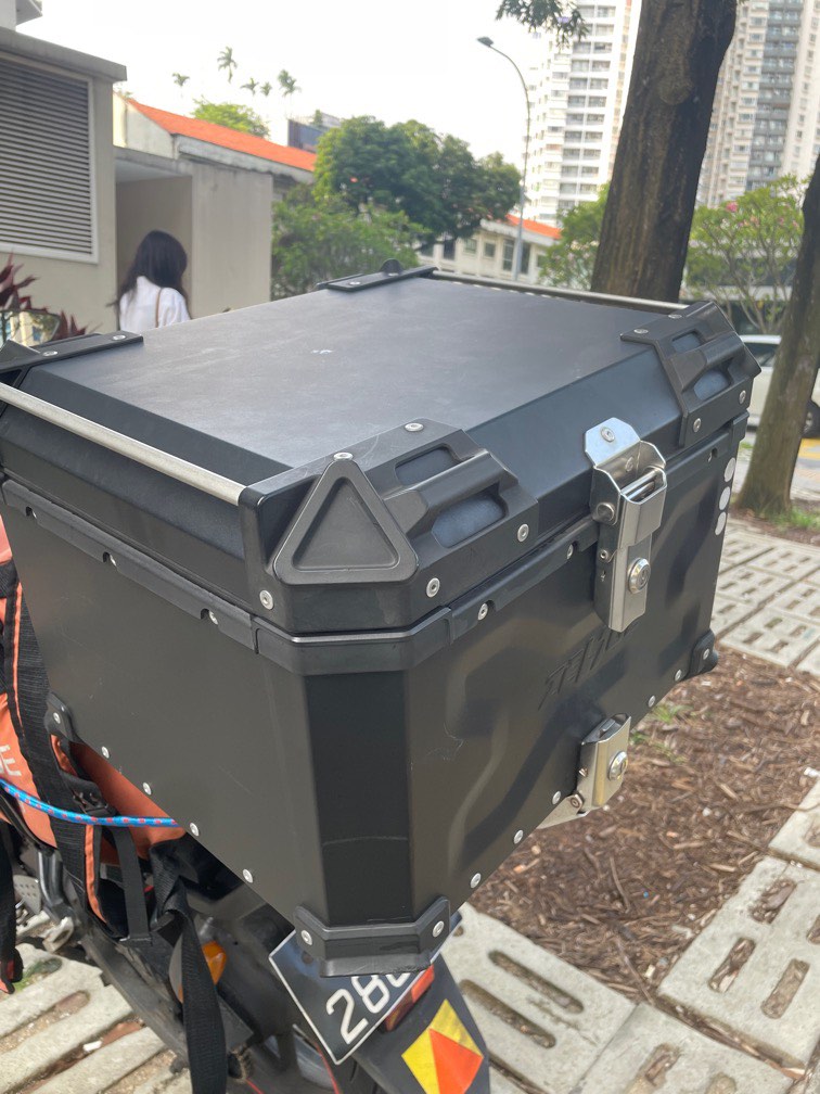 55L Zedge Aluminium Top Box with Base Plate, Motorcycles, Motorcycle ...