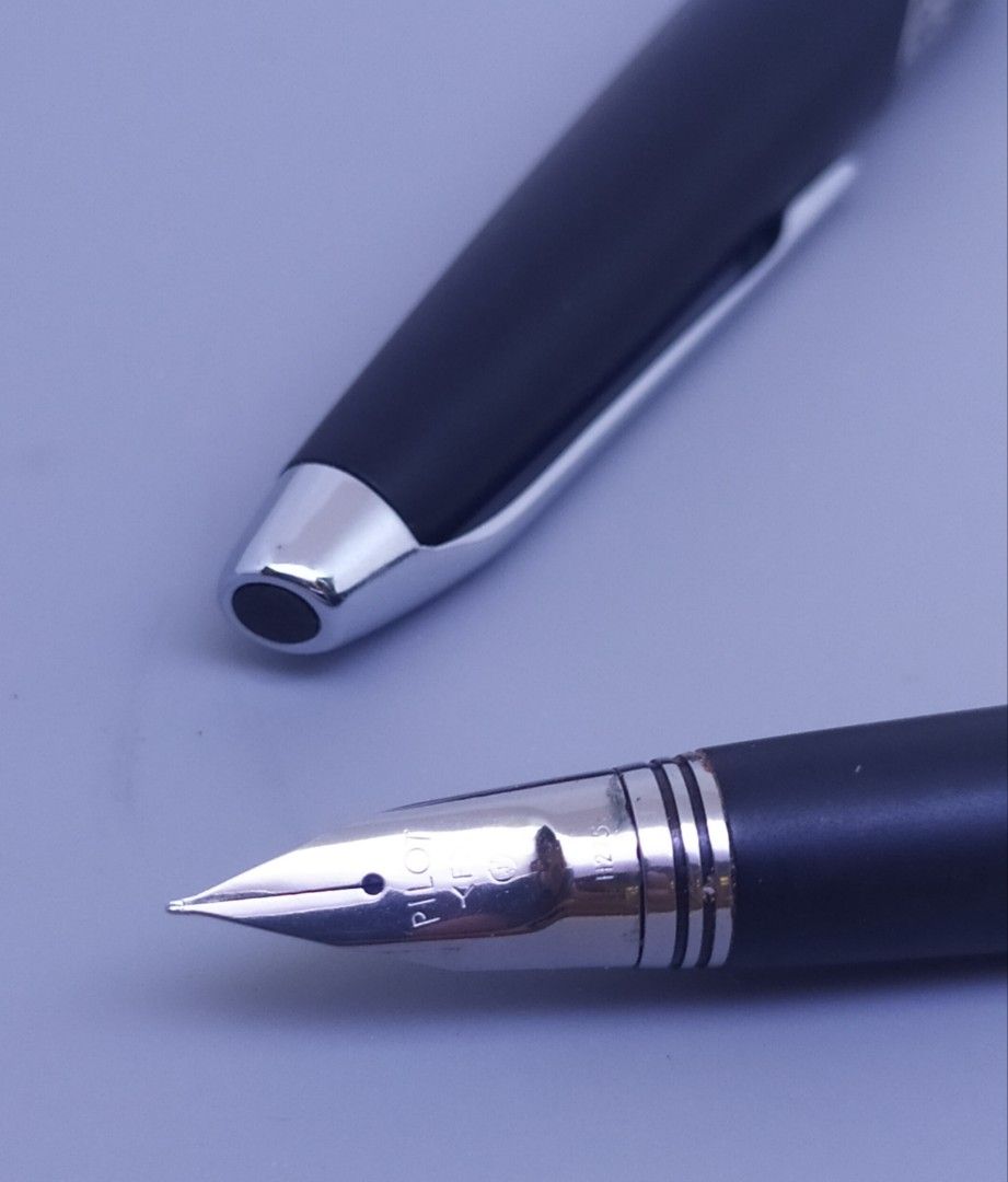 70年代Pilot "Volex"短鋼筆, 鋼 "F”尖, 唖黑色筆杆墨水筆fountain pen, 興趣及遊戲, 手作＆自家設計, 文具 ...