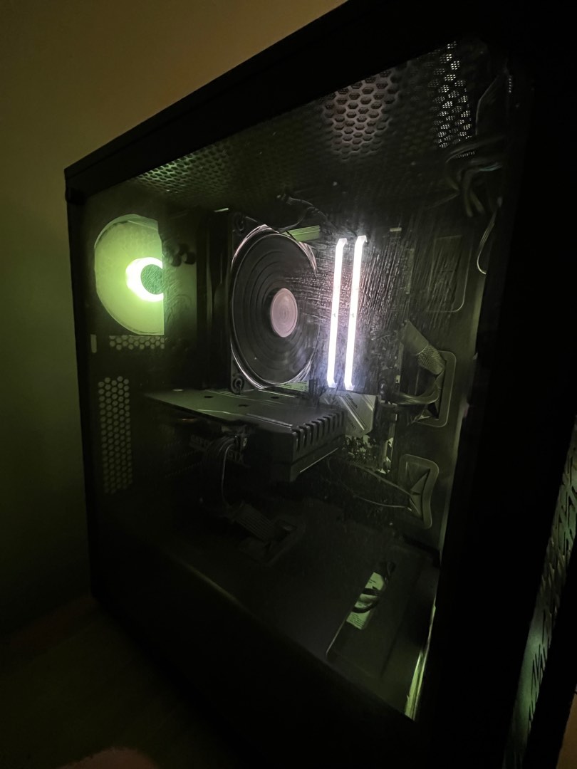 AMD Ryzen 5 3500 gaming PC with dual monitor set-up, Computers & Tech ...