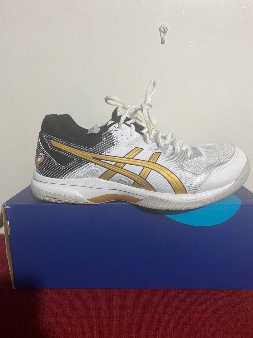 ASICS Upcourt 3, Men's Fashion, Footwear, Sneakers on Carousell