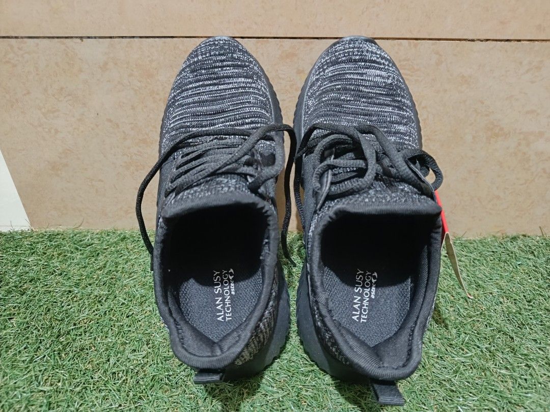 Astec shoes, Fesyen Pria, Sepatu , Sneakers di Carousell