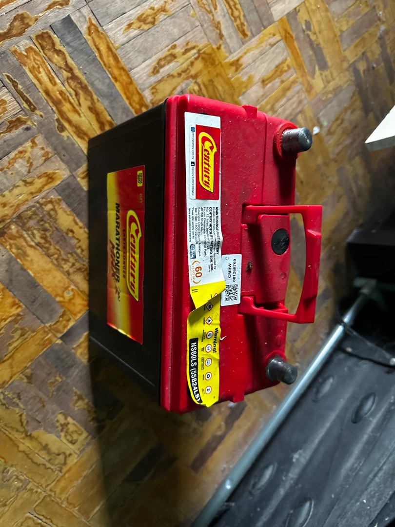 Battery kereta, Auto Accessories on Carousell