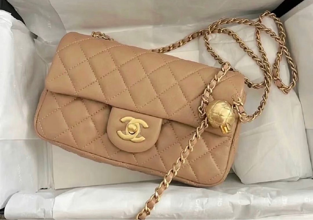 BNIB 22B chanel beige pearl crush not 23k 24C, Luxury, Bags & Wallets ...