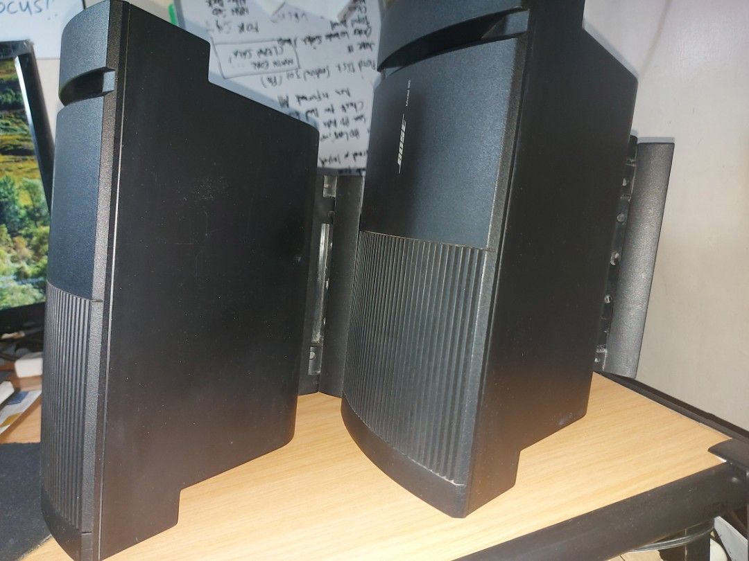 Bose Model 100 w/ Mounting Bracket. (Pair), Audio, Soundbars, Speakers & Amplifiers on Carousell