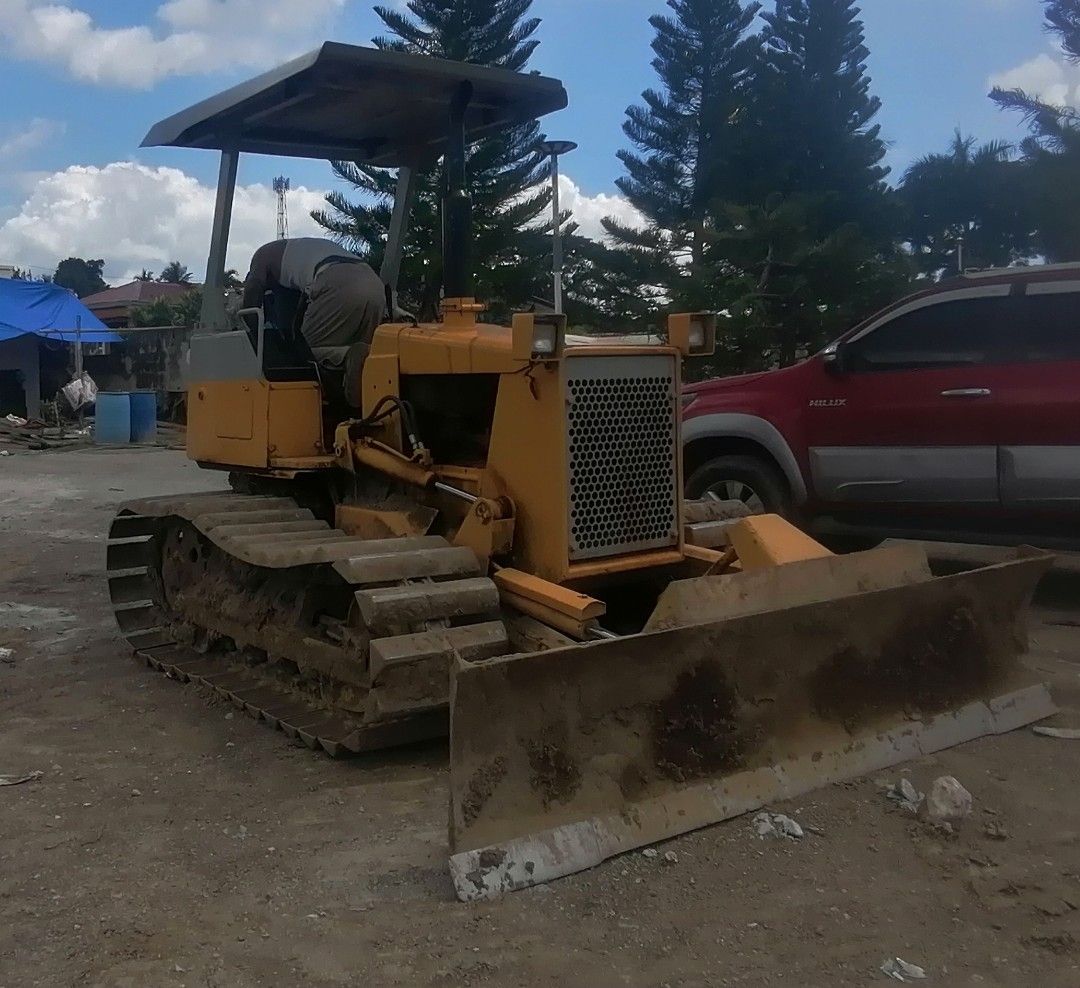 Bulldozer - Mini Dozer, Commercial & Industrial, Industrial Equipment ...