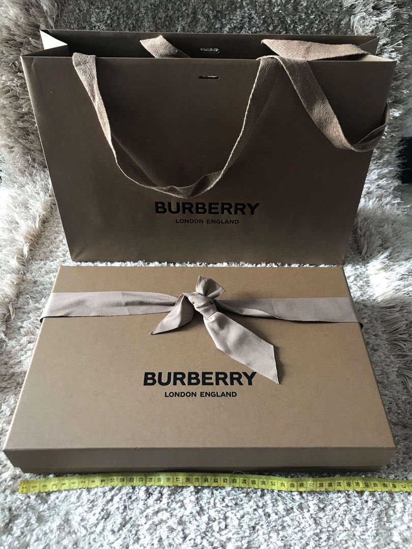 BURBERRY BOX BERPITA DAN TISSUE BOKS LENGKAP JUAL SATUAN YA PAPER BAG ...