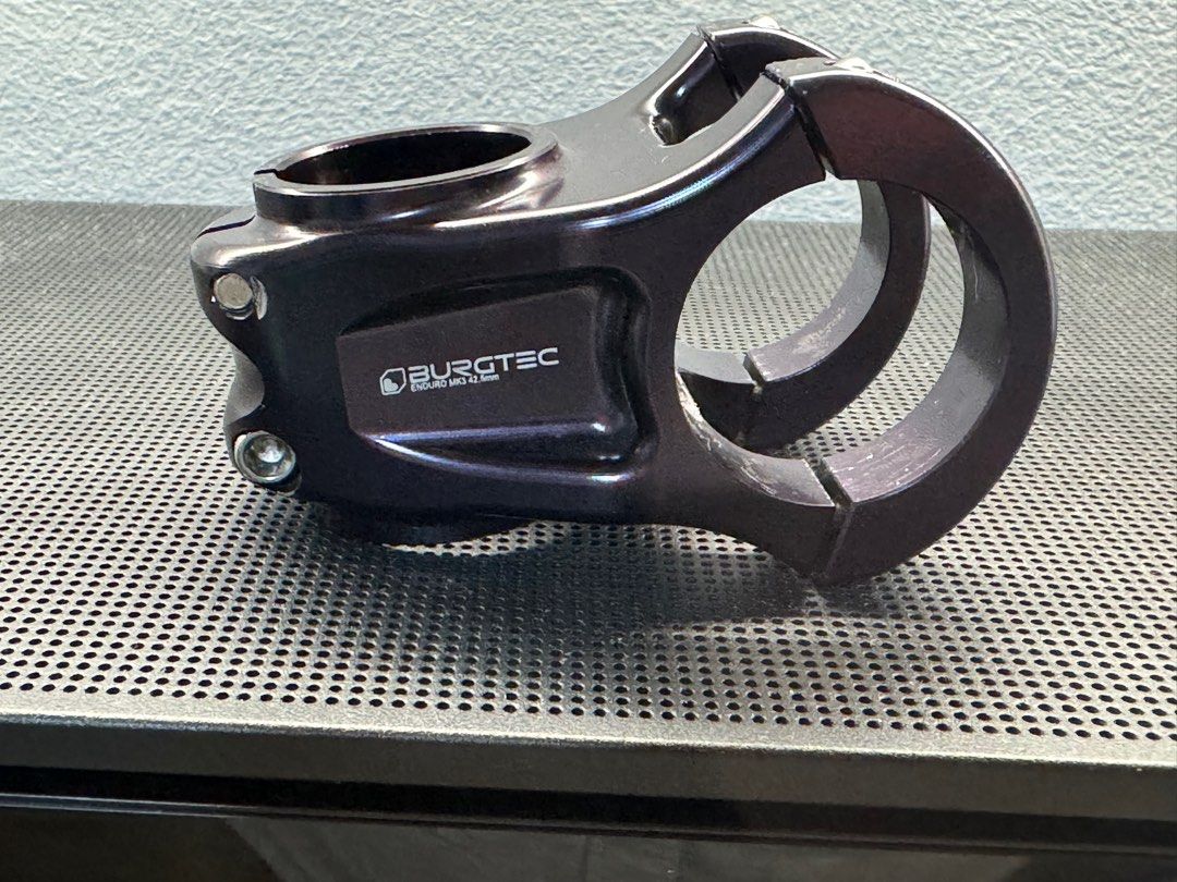 BURGTEC LIMITED EDITION ENDURO MK3 35MM STEM - Black Sapphire, Sports ...
