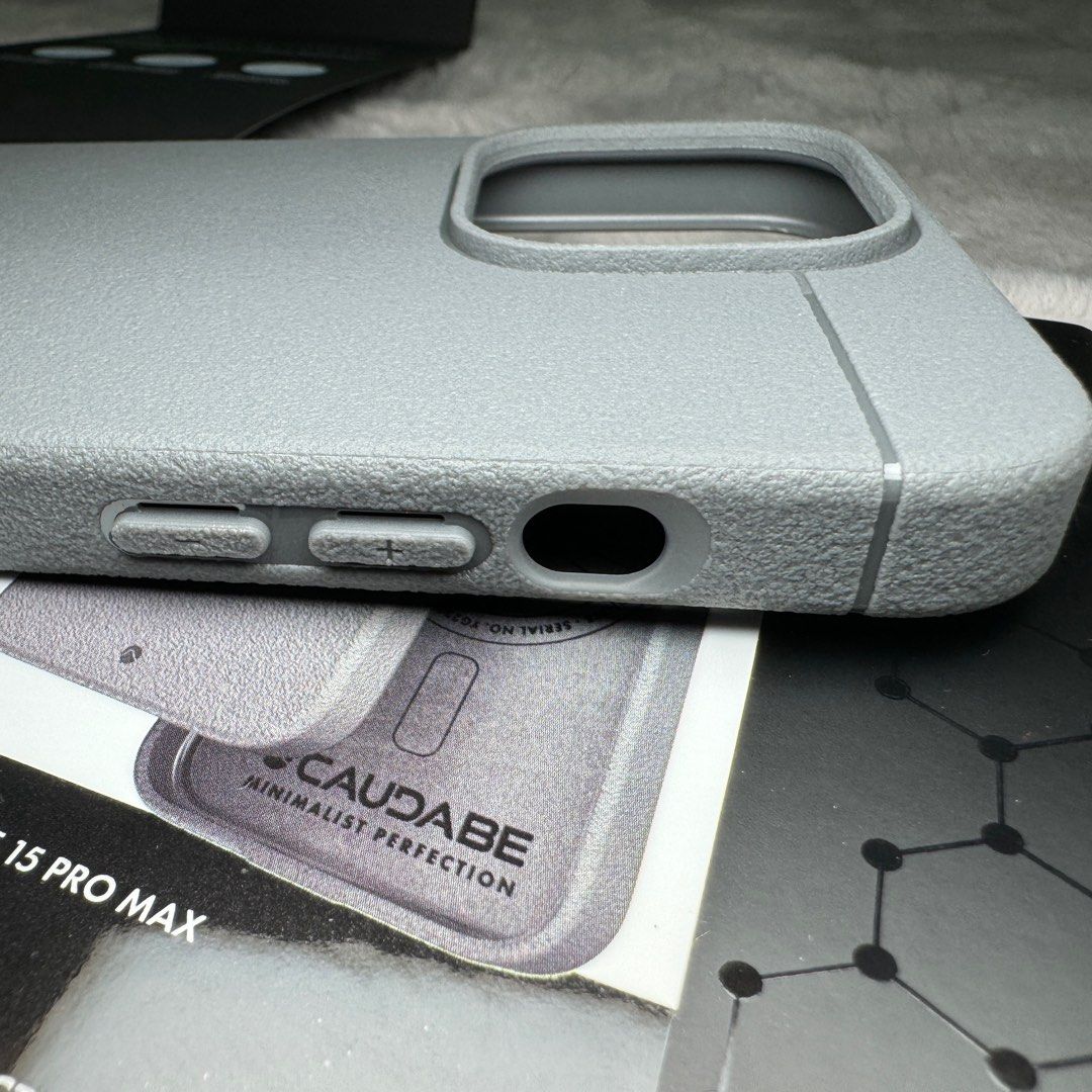 Caudabe Sheath iPhone 15 Pro Max, Mobile Phones & Gadgets, Mobile ...