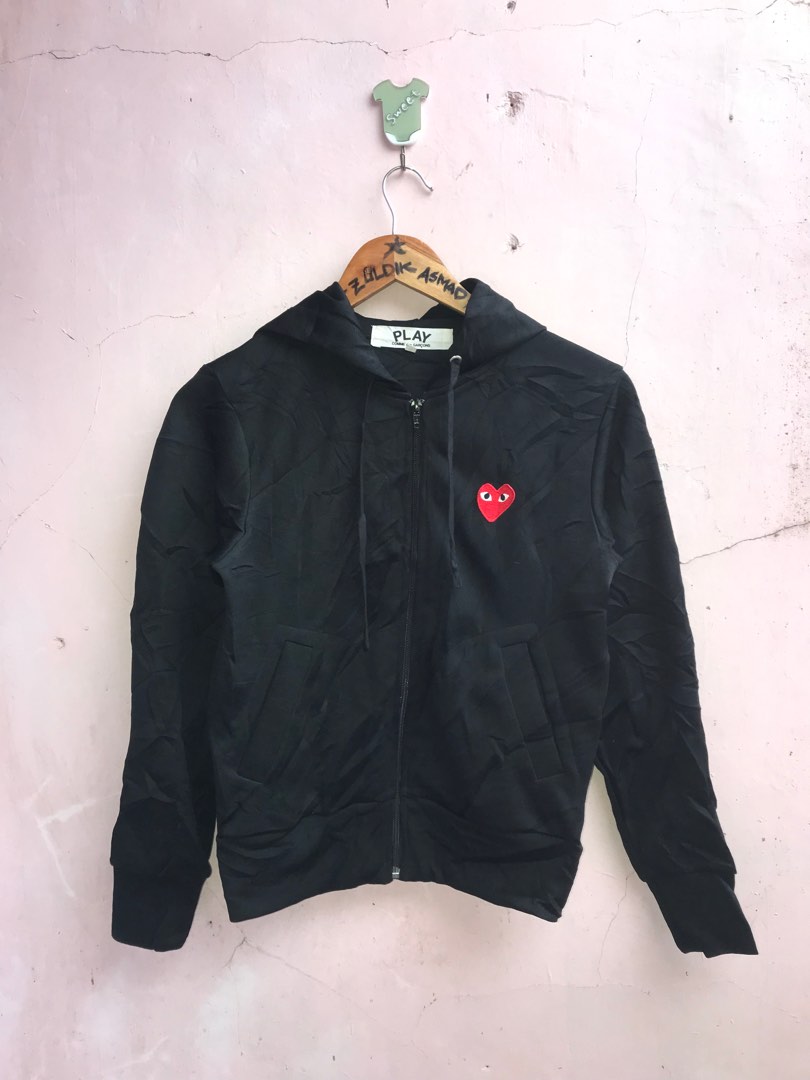 CDG PLAY, Women's Fashion, Coats, Jackets and Outerwear on Carousell