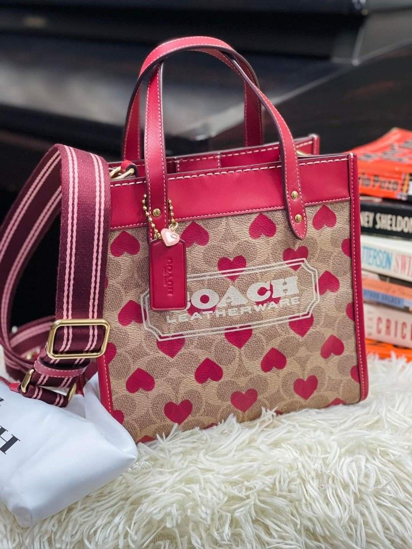 Coach Field Tote 22 In Signature Canvas With Heart Print, Women's ...