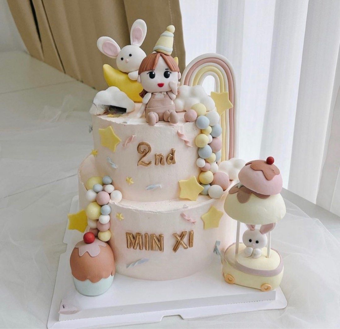 Customised birthday cake , Food & Drinks, Homemade Bakes on Carousell