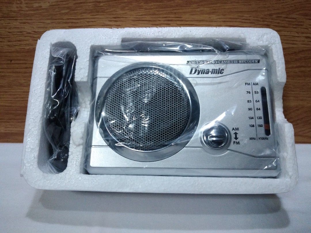 Dynamic FM/AM Radio Cassette Recorder, Audio, Portable Music Players on ...