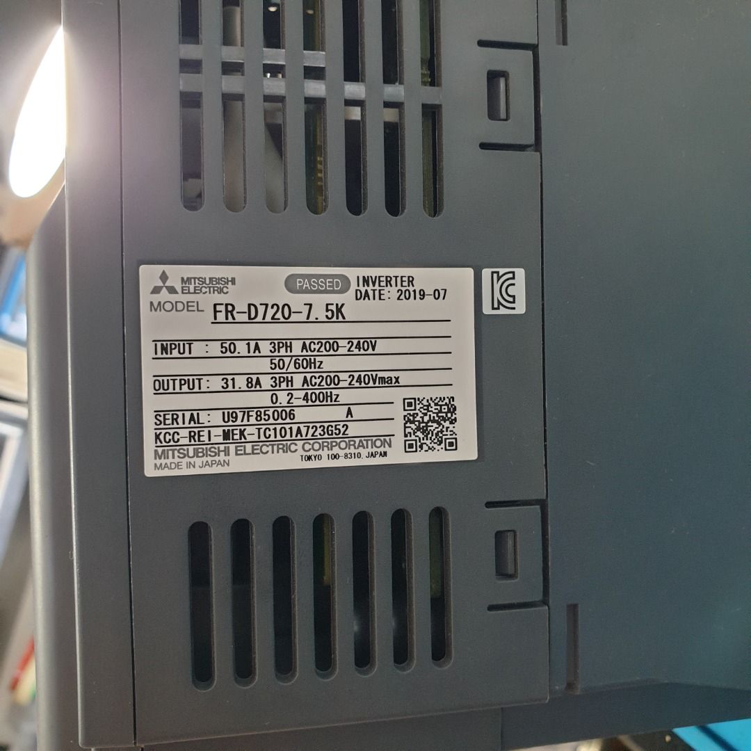 Mitsubishi fr-d720-7.5k Compact Inverter Drive FR-D700 Series Industrial Equipment, Commercial ...